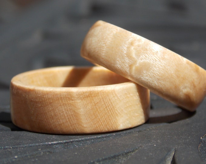 Grayed Birdseye Maple Bentwood Ring, Lined With Holly, Men's Wood Ring ...