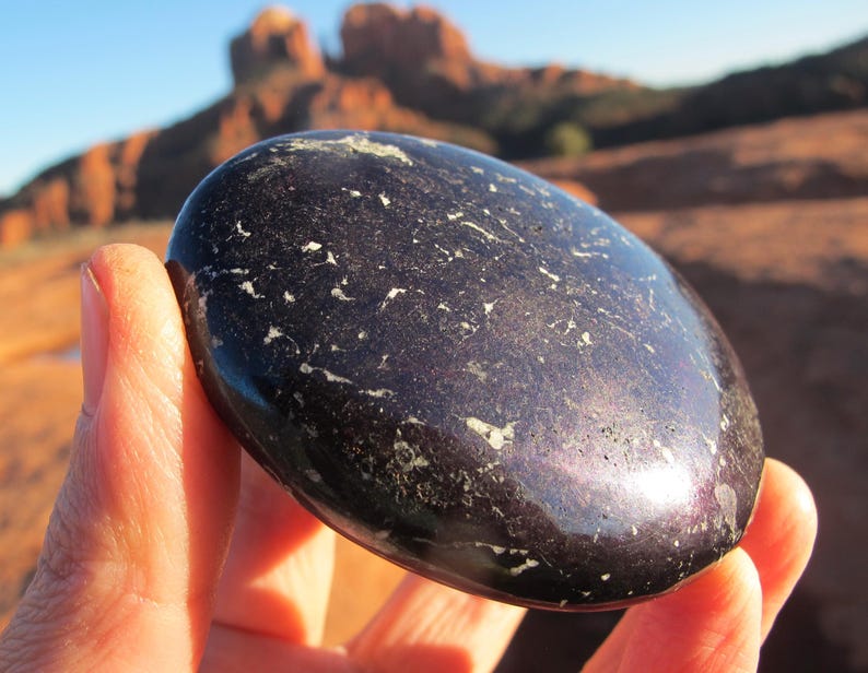 Desert Sky Aurora Rare Magenta Flash Covellite Crystal Palm Stone ...