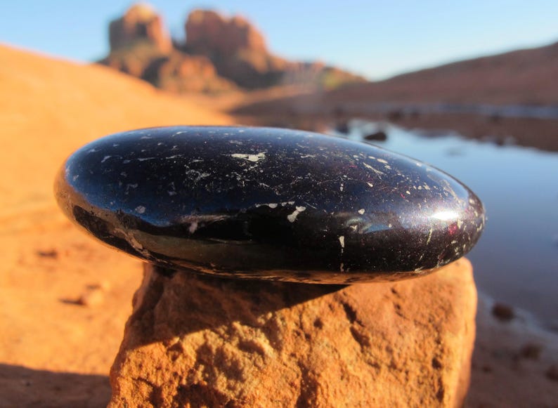 Desert Sky Aurora Rare Magenta Flash Covellite Crystal Palm Stone ...