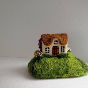 Needle Felted House, Felt Cottage - Etsy