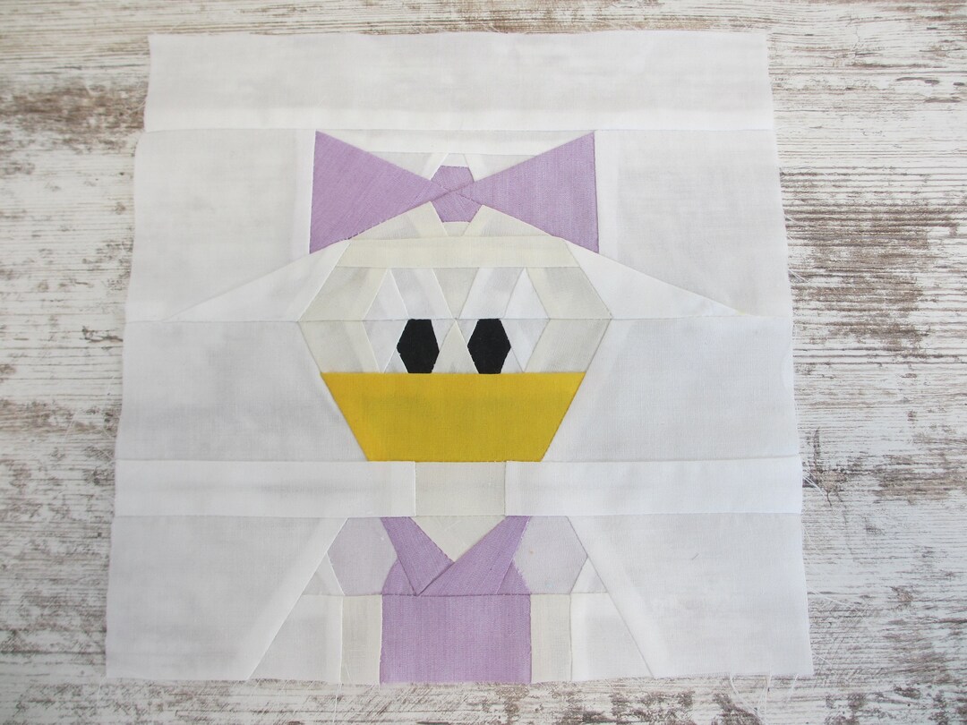 Daisy Duck Foundation Paper Piecing Block - Etsy