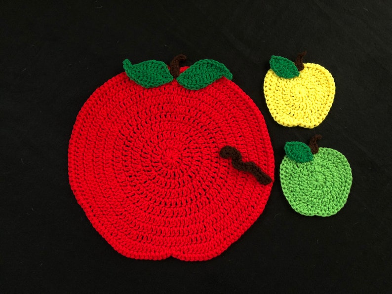 Crochet PATTERN Apple Placemat and Coaster Set Fall Apple | Etsy