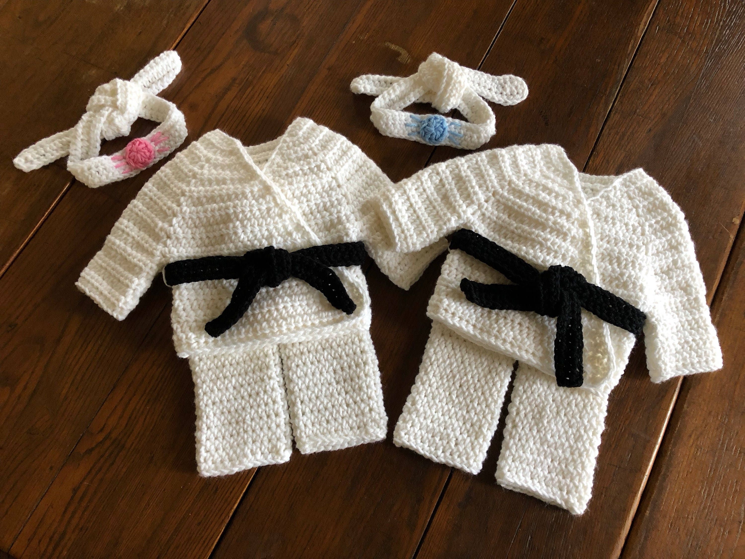 Crochet PATTERN Karate Uniform Outfit Ghi Martial Arts | Etsy