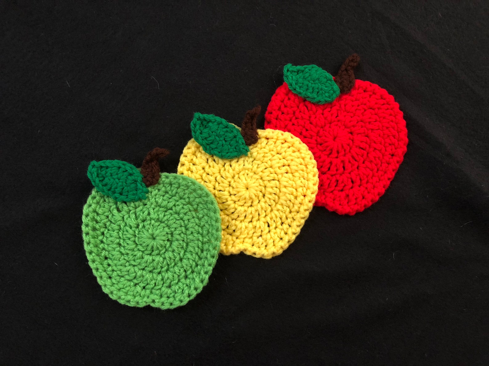Crochet PATTERN Apple Placemat and Coaster Set Fall Apple | Etsy