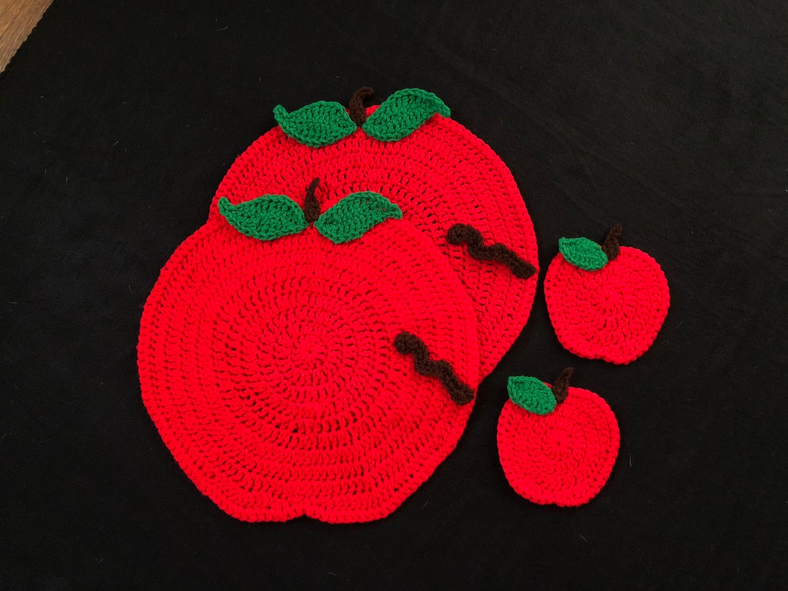 Crochet PATTERN Apple Placemat and Coaster Set Fall Apple | Etsy