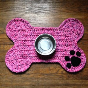 Crochet PATTERN - Dog Bone Pet Placemat, Dog Mat With Paw Print, Pet ...