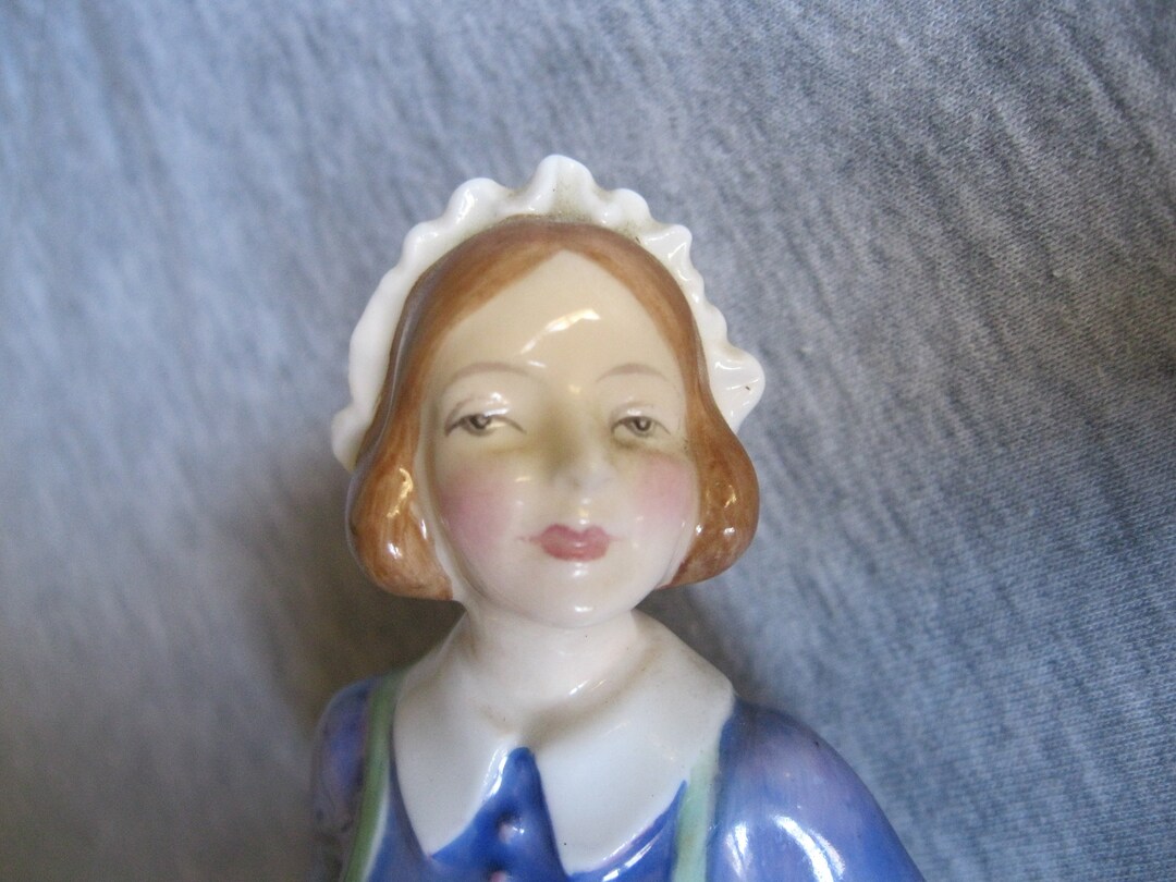 ROYAL DOULTON Susan HN2056 - Retired 1959 - Haradine Classics Series - Etsy