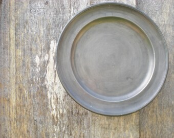 Vintage Pewter Plate - Etsy