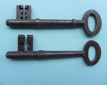 Iron skeleton key | Etsy