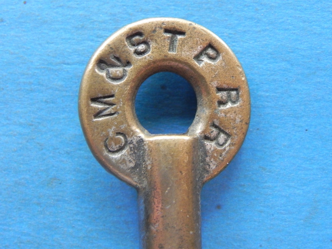 Old cm & STP Rr Railroad Switch Key. Chicago, Milwaukee and St. Paul ...