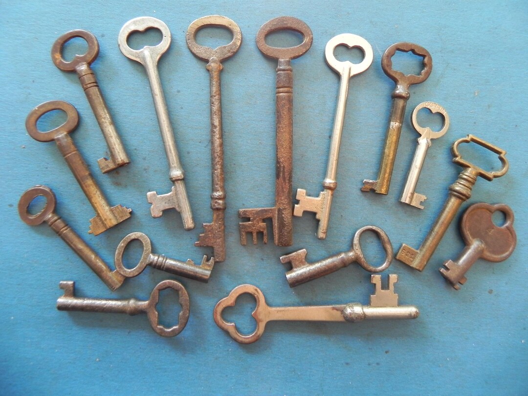 15 Antique Skeleton, Cabinet, Lock Keys. Old & Original. - Etsy