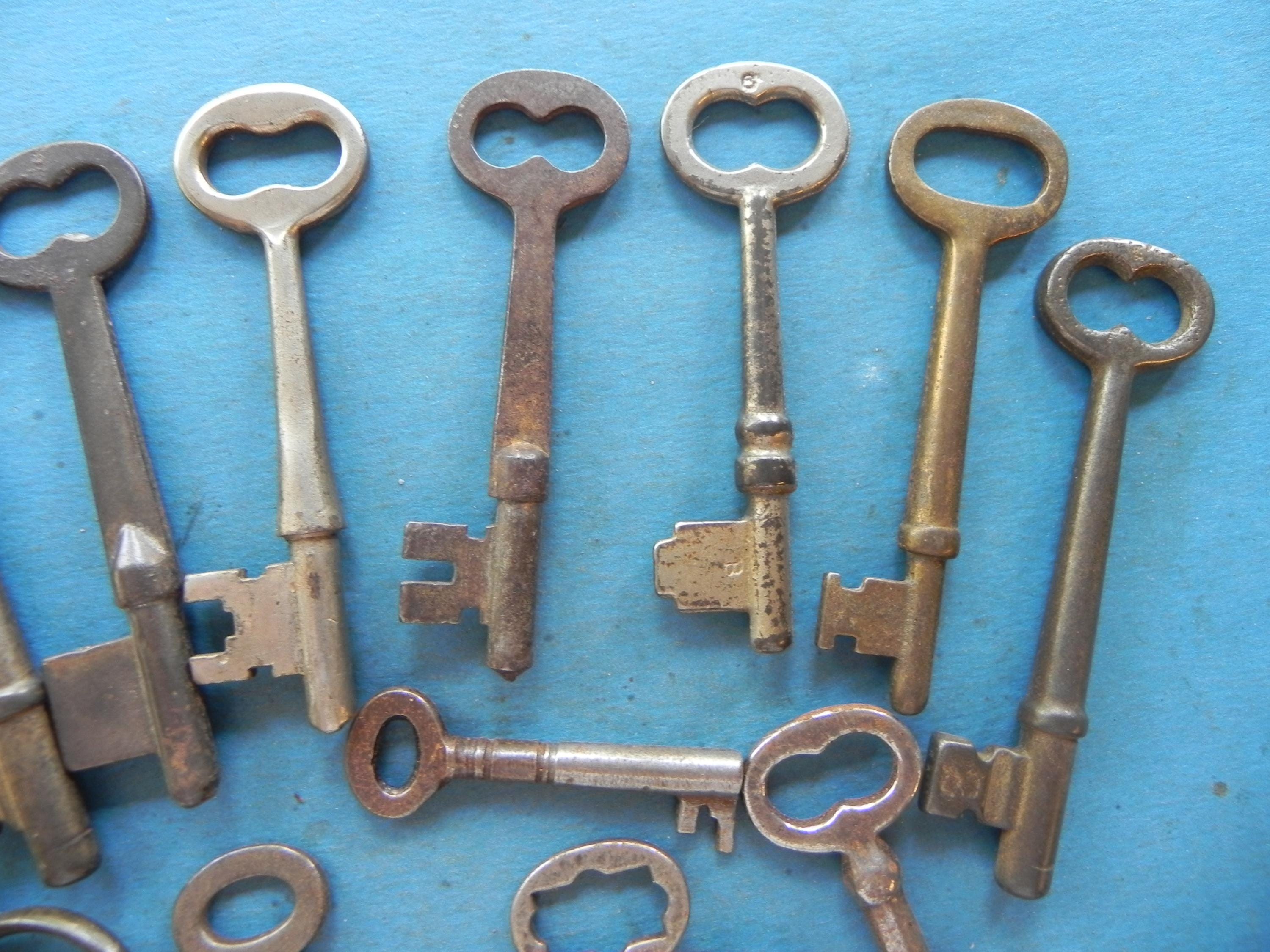 15 Antique Skeleton, Cabinet, Lock Keys. Old & Original. - Etsy