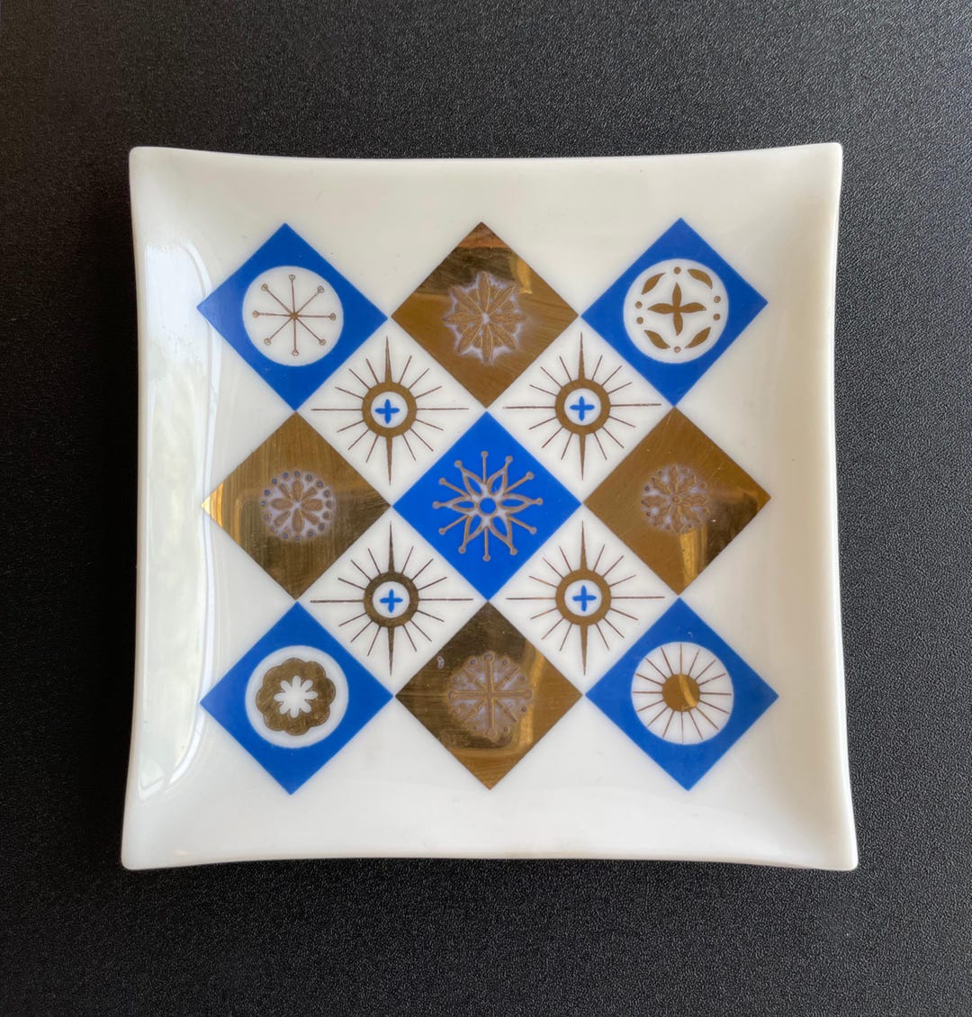 Vintage Milk Glass Atomic Pattern Ring Dish - Etsy