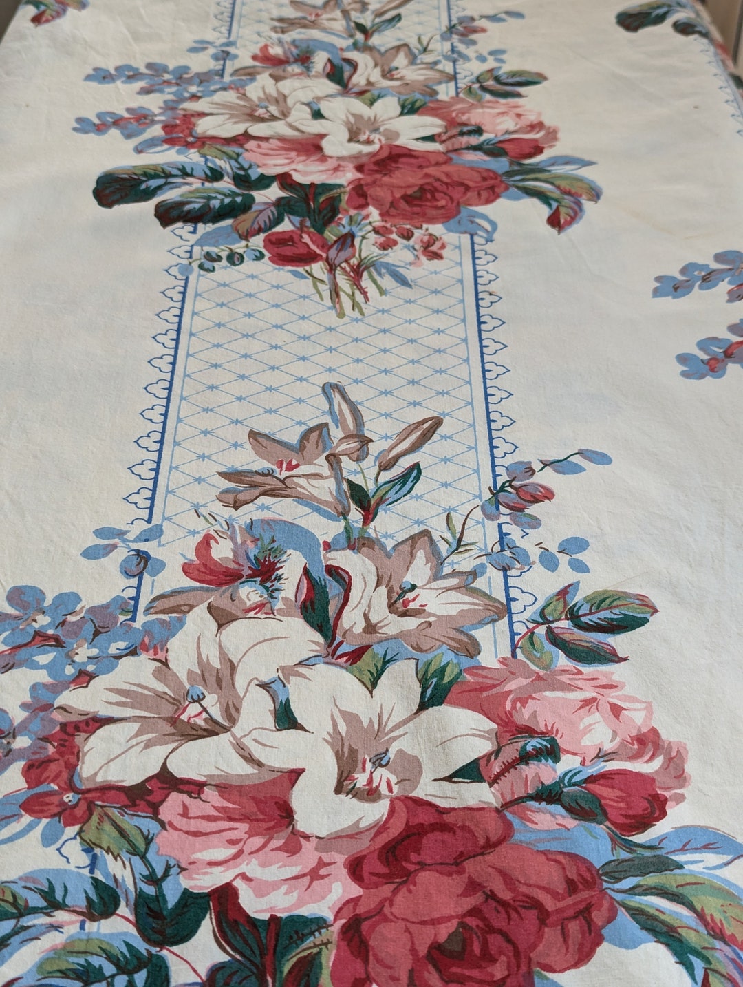 Vintage Cowan & Tout Bouquet Lattice Fabric-pre Owned - Etsy