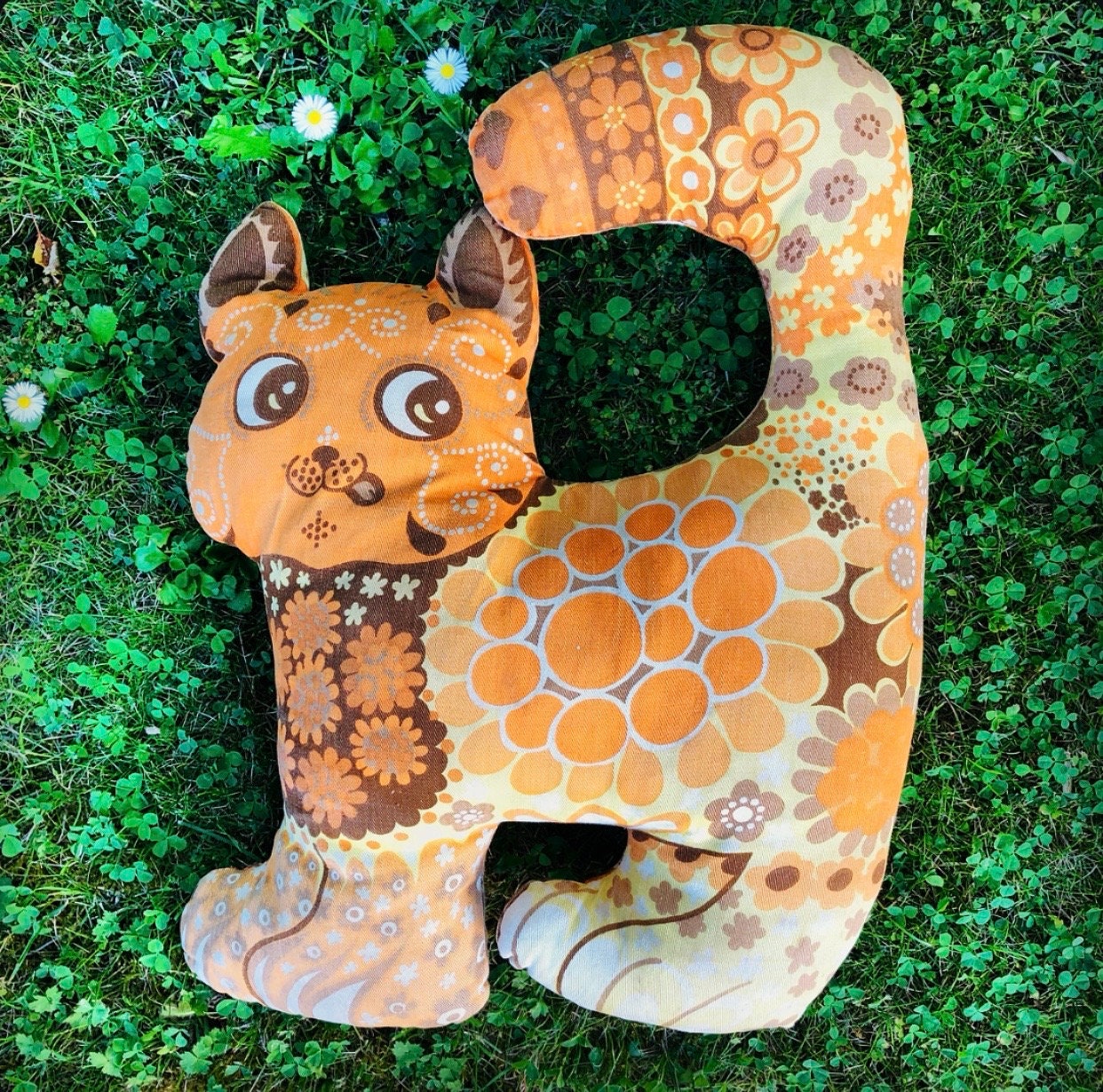 Retro 1970s Double Sided Flower Power Cat Cushion, Pillow, 17 Inches ...