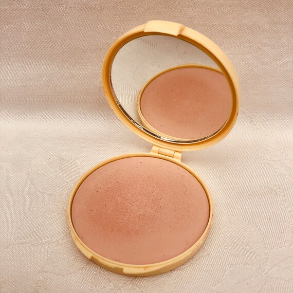 1960s Vintage Boots Number Seven Face Powder, Cellulo… - Gem
