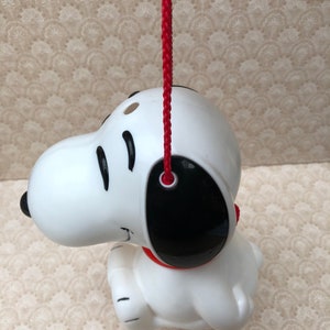 1970s Collectable Snoopy Peanuts Character Novelty String Container ...