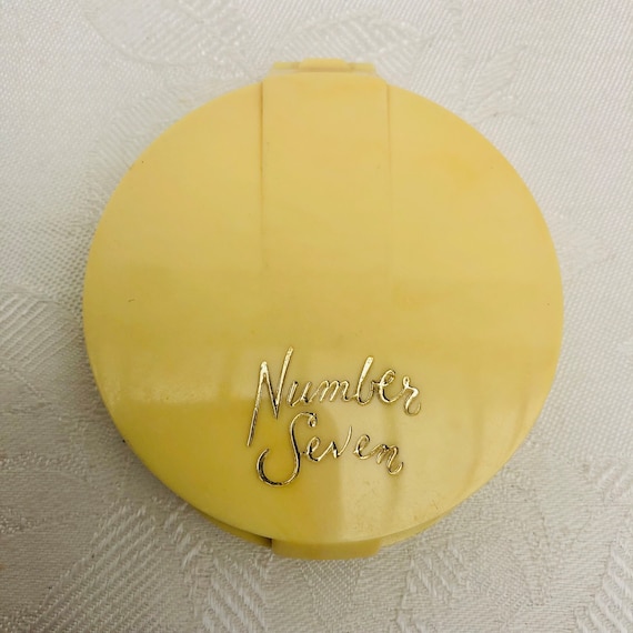 1960s Vintage Boots Number Seven Face Powder, Cellulo… - Gem
