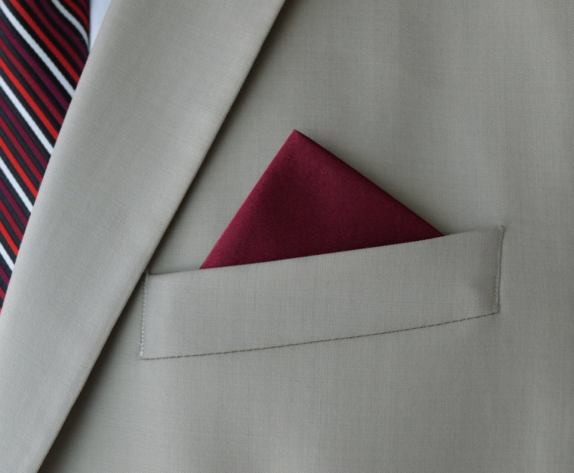 Pre Folded Pocket Square..Silk Vegas Collection - Etsy España
