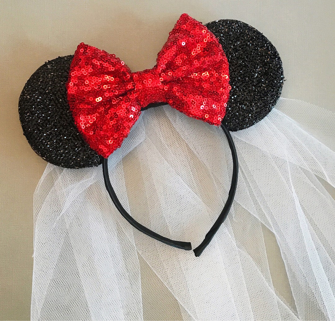 Minnie Mouse Ears Bride, Bridal Minnie, Mickey Wedding Disney Ears ...