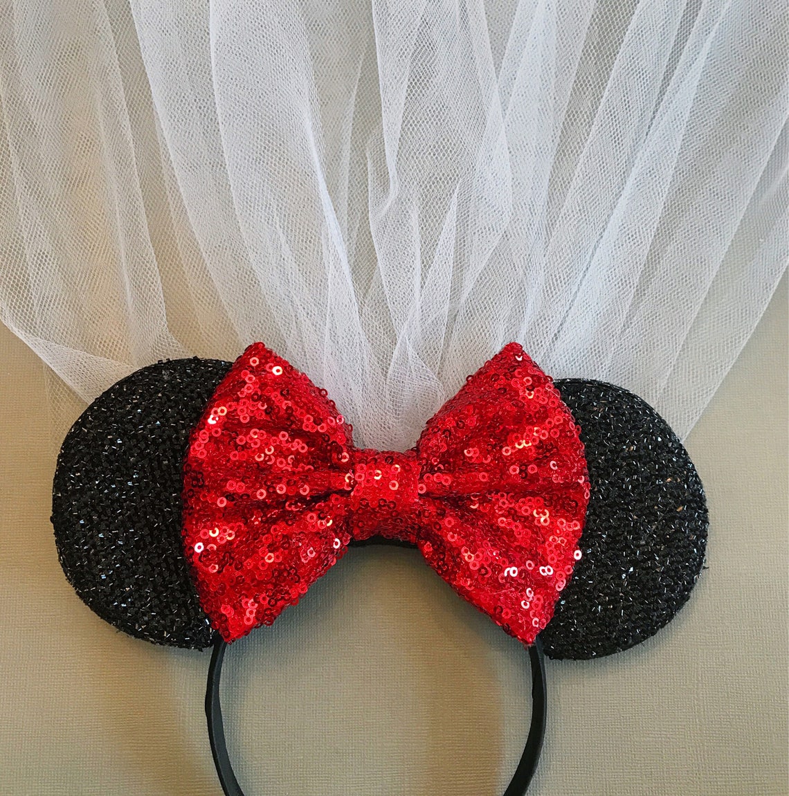 Minnie Mouse Ears Bride, Bridal Minnie, Mickey Wedding Disney Ears ...