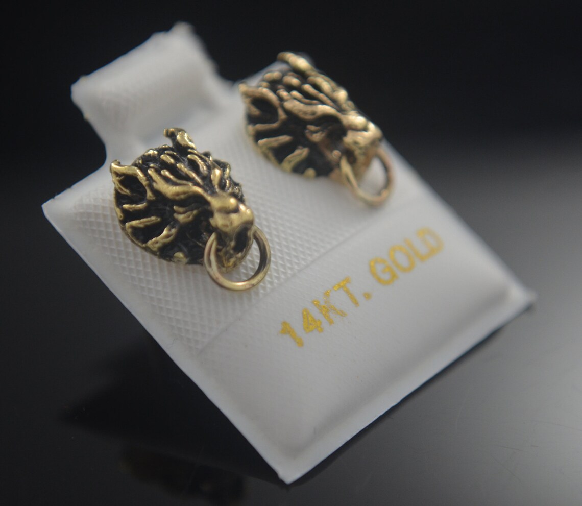 Final Fantasy VII FF 7 Cloud Strife Wolf Earrings 14k Yellow - Etsy