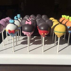 Character Cake Pops - Etsy