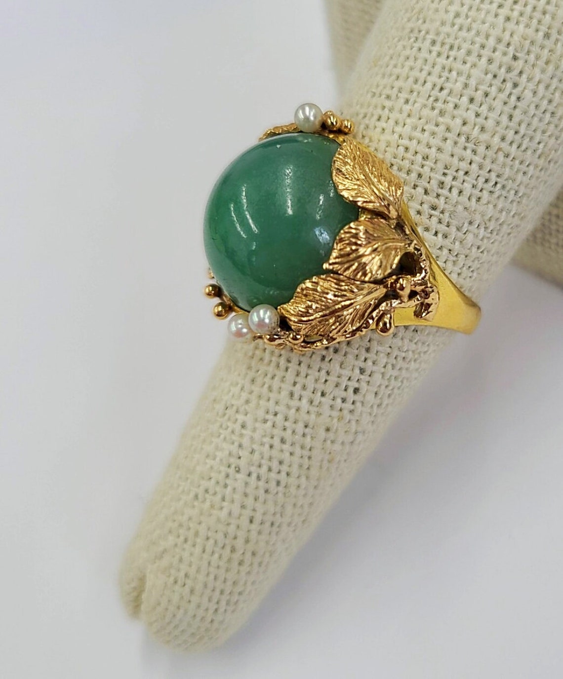 Vintage 14K YG Jade Dome Floral Ring With Pearls - Etsy