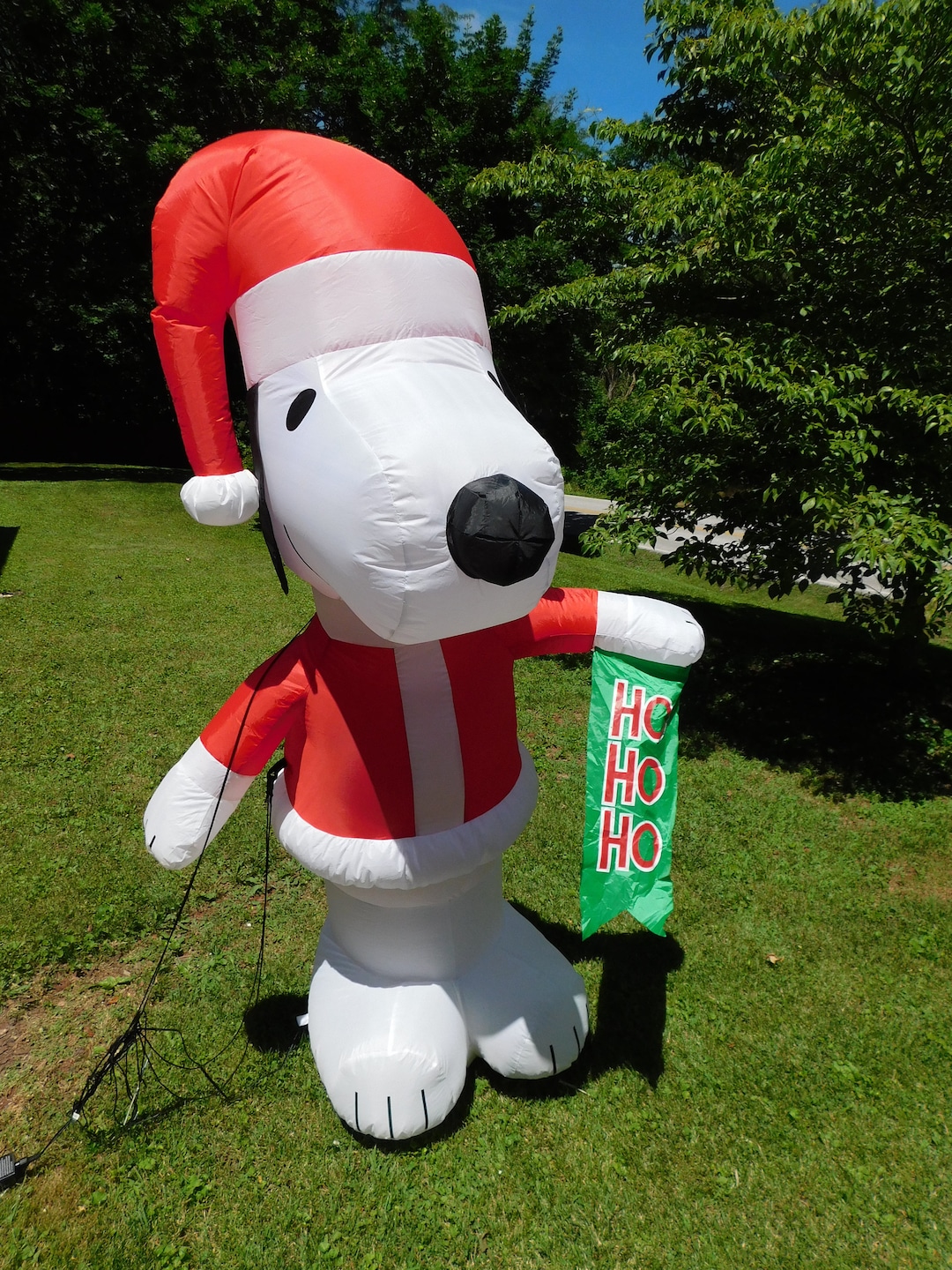 Peanuts Christmas Airblown Self Inflatable Snoopy Dog 5 Ft Tall HO HO ...