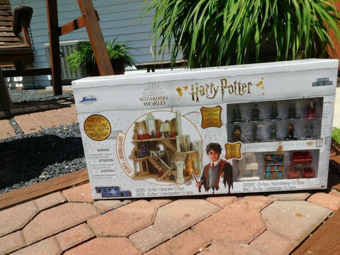 Harry Potter Nano Metalfigs 10 Figures With Gryffindor Tower Scene Box ...
