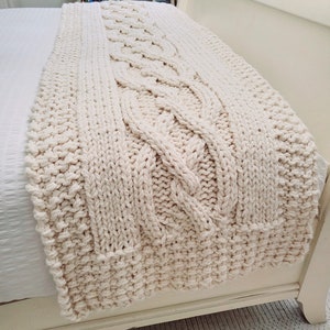 BED RUNNER KNITTING Pattern, Super Chunky Knit Blanket Gift, Quick Knit ...
