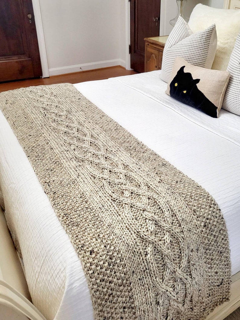 BED RUNNER KNITTING Pattern, Super Chunky Bed Scarf, Easy Beginner ...