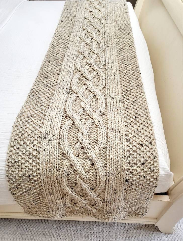 Chunky Cable Knit Bed Runner Pattern: Beginner Easy (PDF Pattern) - Etsy