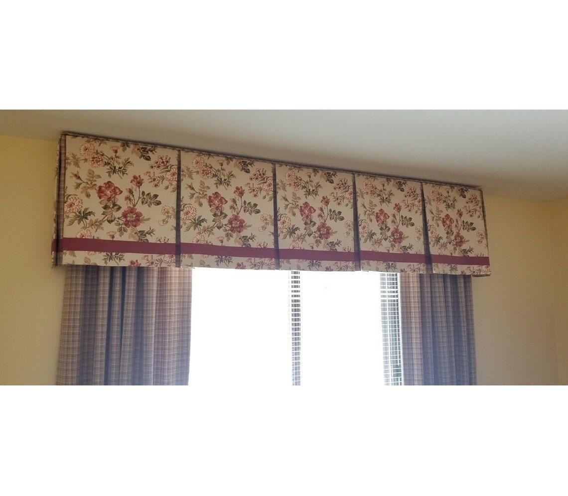 Box valance store