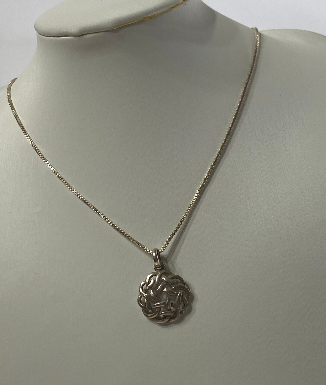 Sterling Silver 925 Celtic Knott Symbol Dangle Pendant Necklace Irish ...