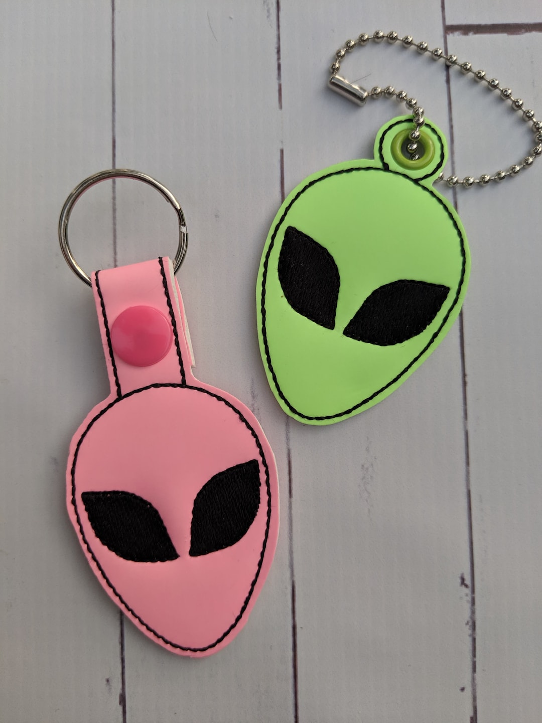 Alien Head - Embroidery Design, Digital File, Keyfobs, Snap Tab, Eyelet ...