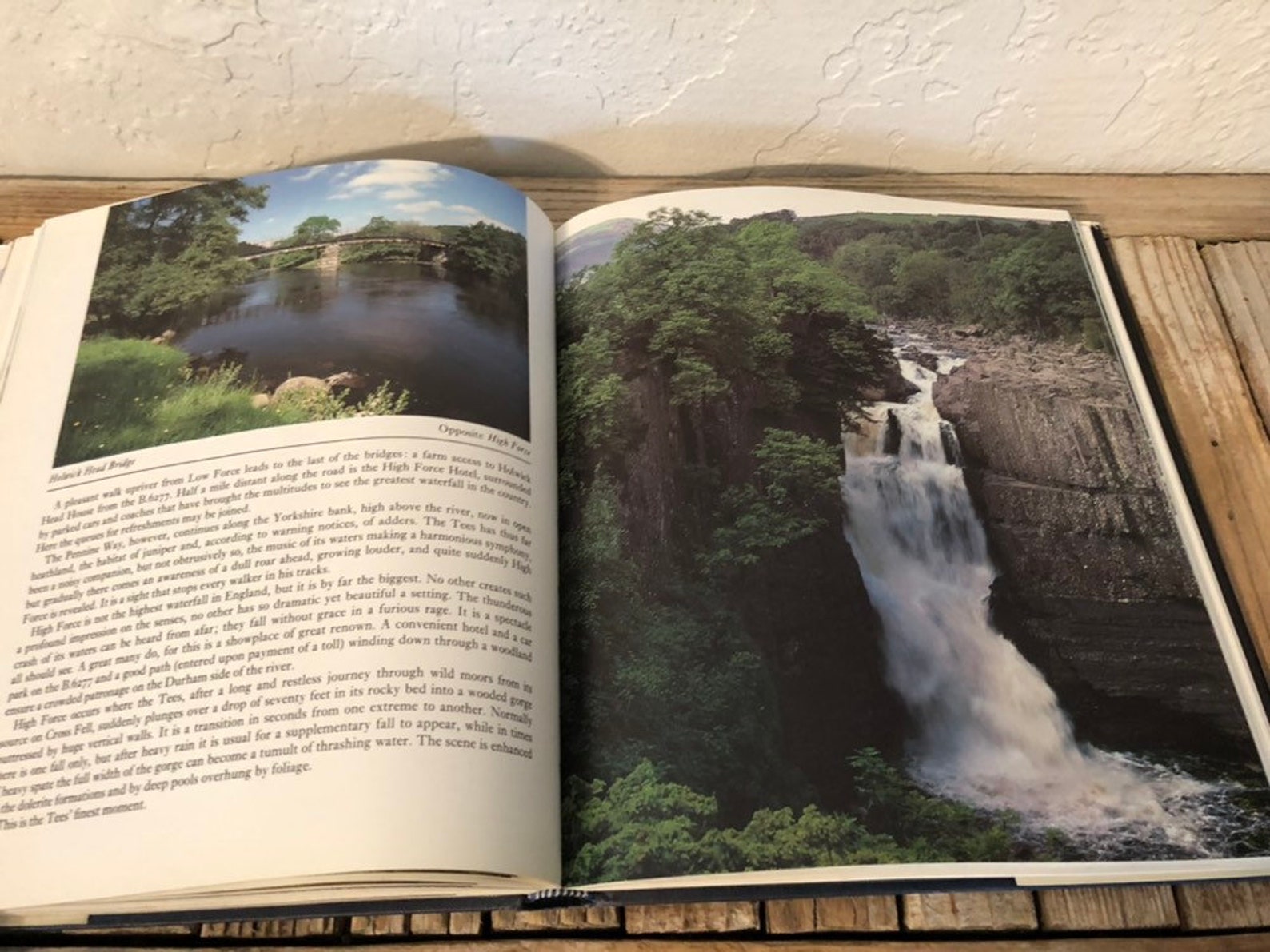 Vintage Book Titled Wainwright on the Pennine Way Photographs by Derry ...