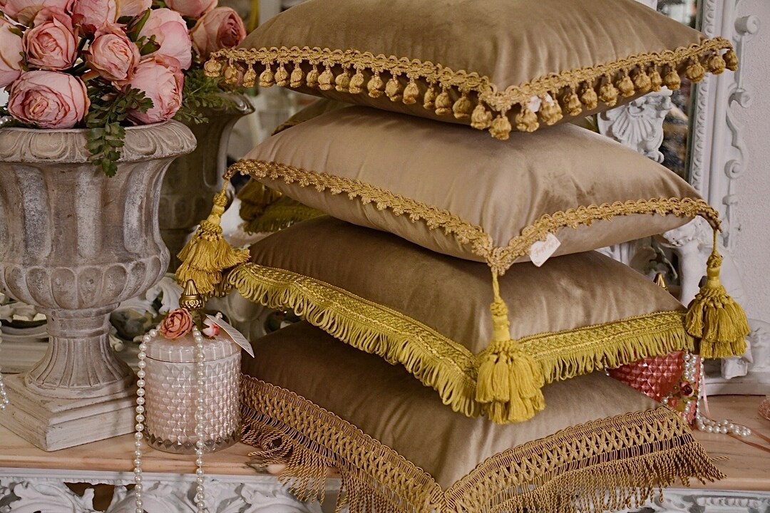 Cushion Collection “duchessa” Fine Velvet Bronze and Antique Gold ...