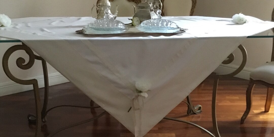 White Tablecloth With Bows - Etsy