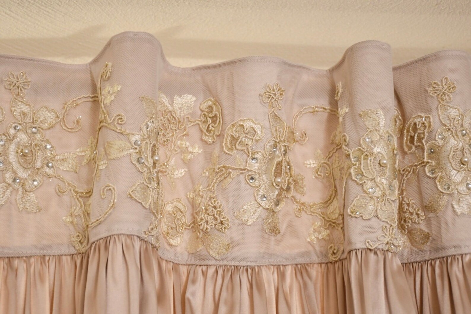 Precious Satin Curtain in Precious Renaissance Silk “vittoria” Pink - Etsy
