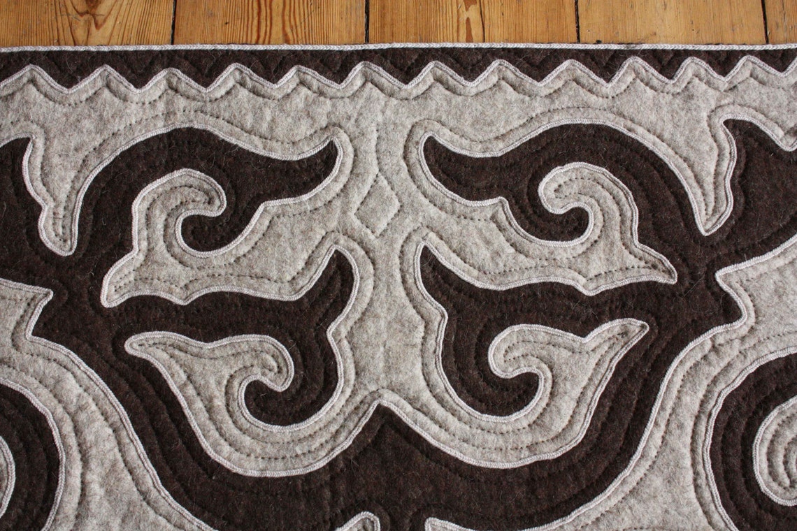 Jergalan Shyrdak Felt Rug / 207 X 139 Cm - Etsy Canada