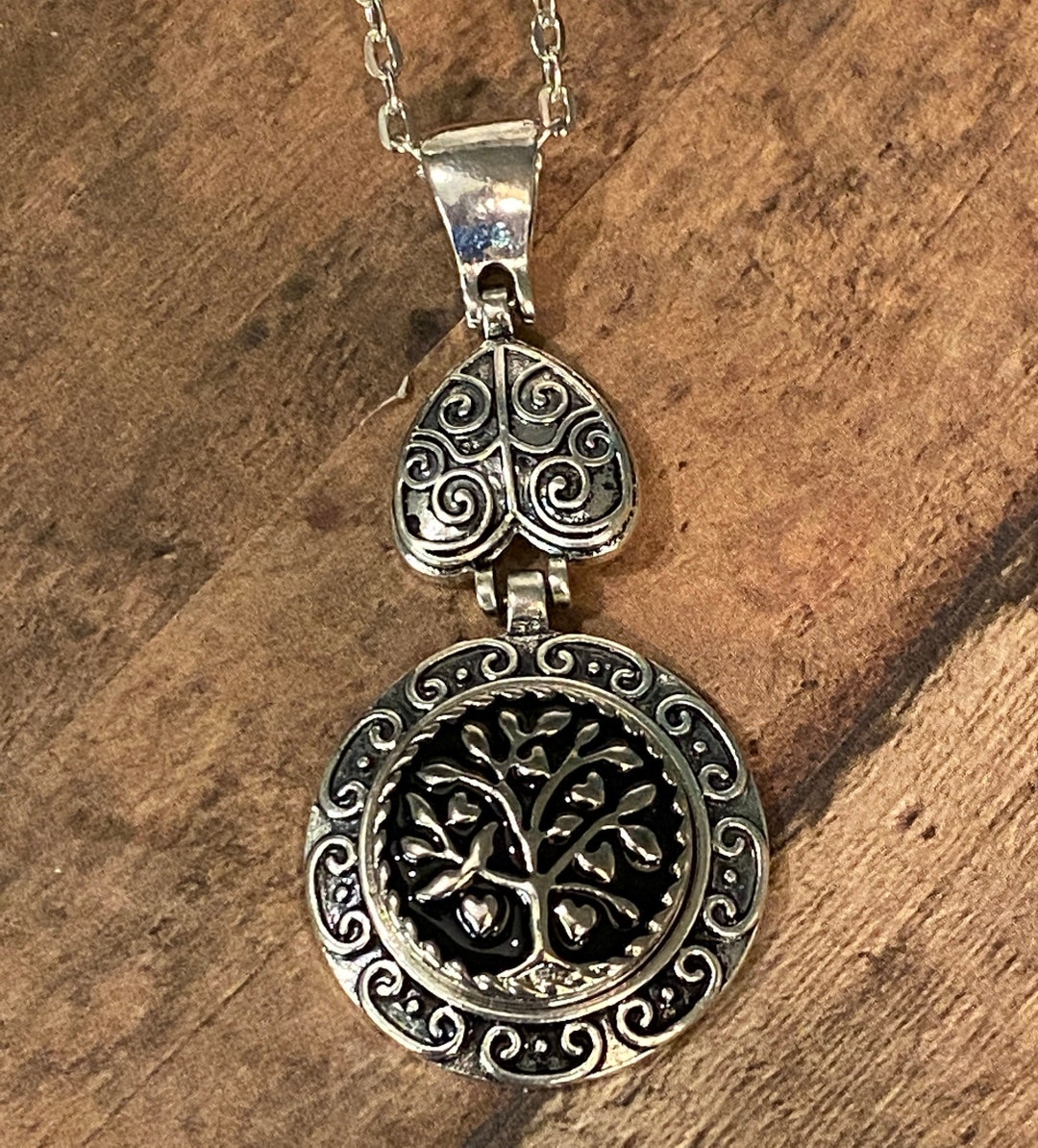 SNAP FAMILY TREE Necklace - Etsy