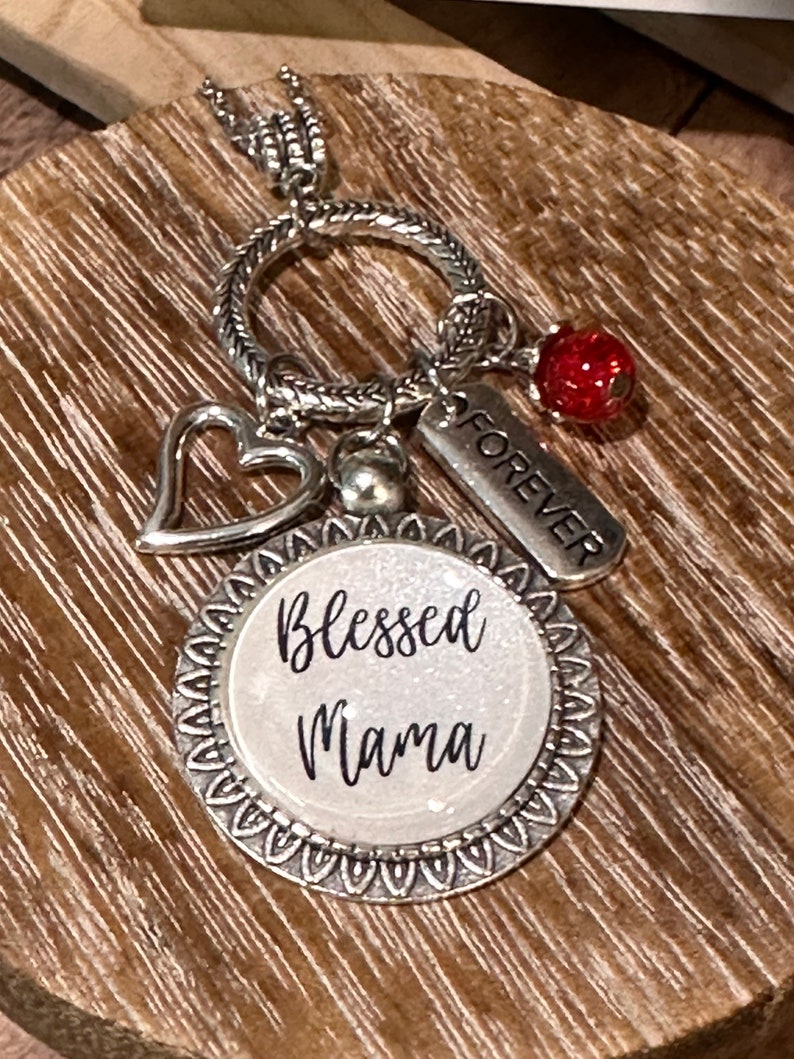 MOM/MAMA/MOMMA Charmed One Necklaces - Etsy