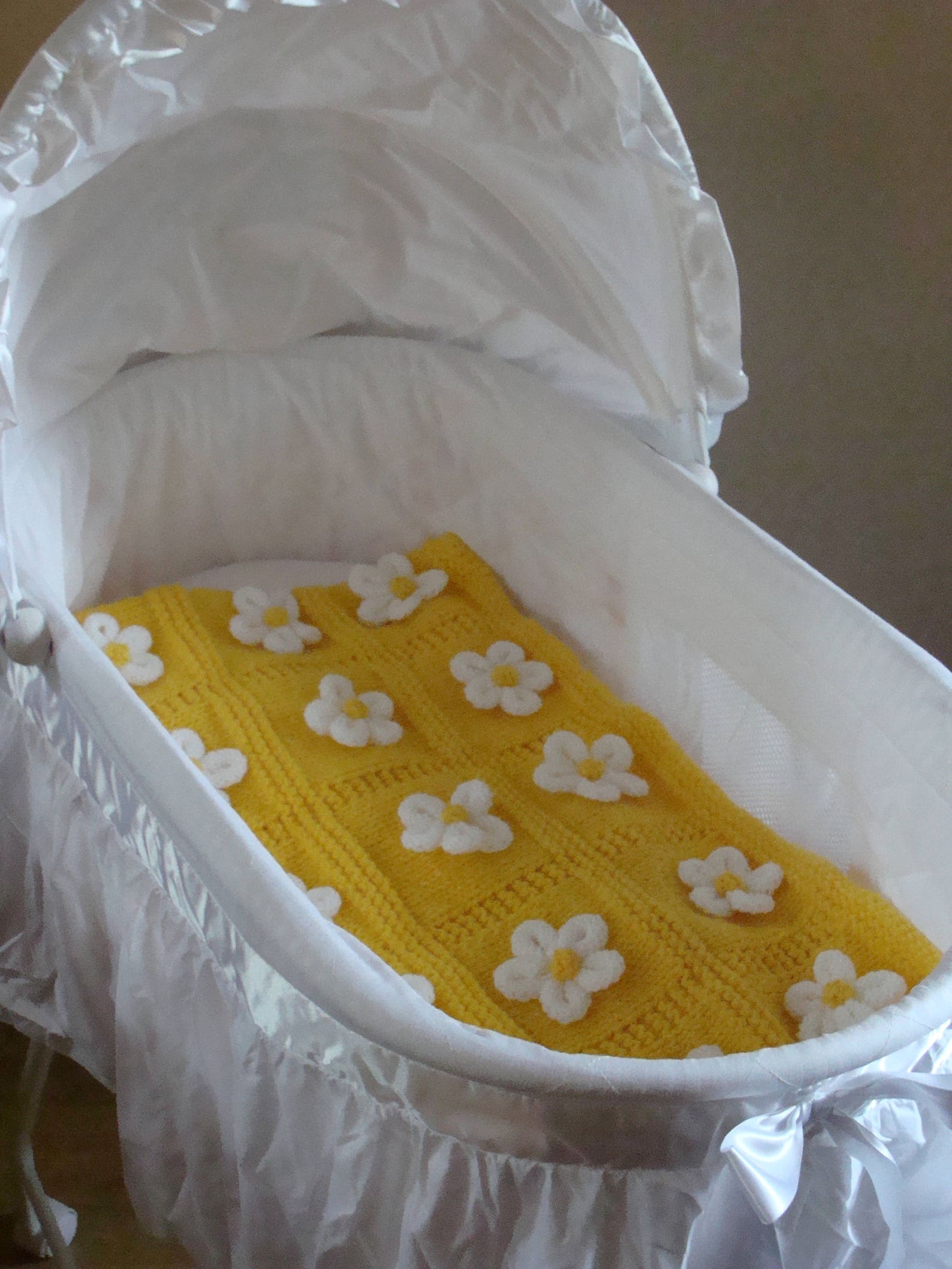 DIY- Knitting PATTERN #177 My Little Daisy Knit Blankie, Daisy Blankie ...