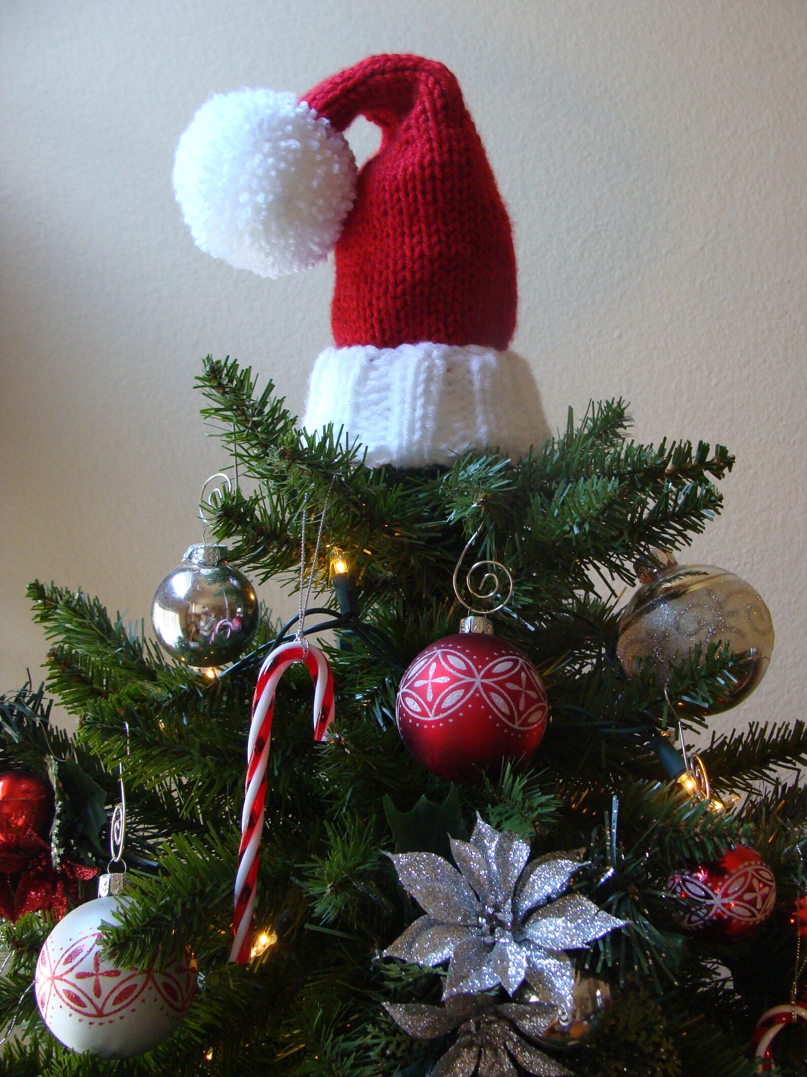 DIY Knitting PATTERN 199: Santa Hat Tree Topper Pattern - Etsy
