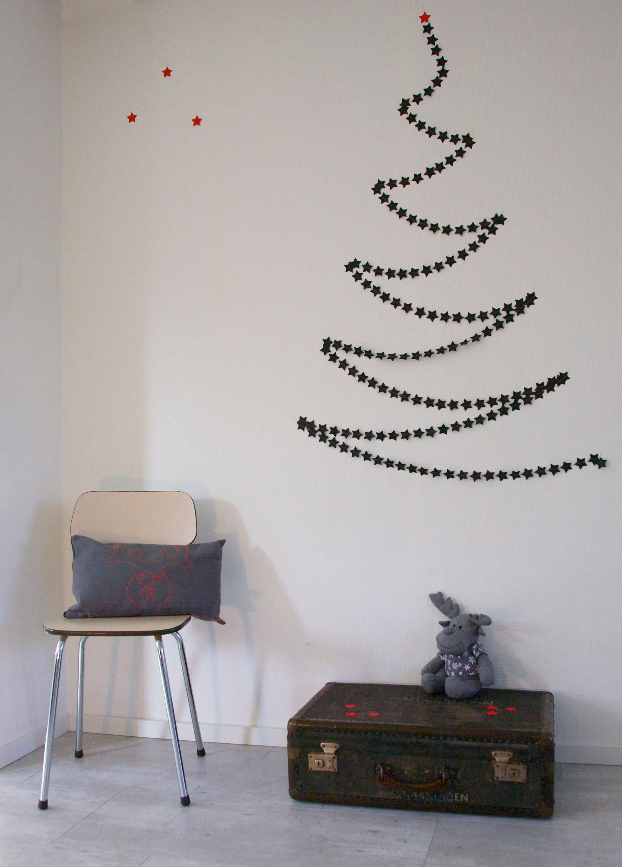 Pendulum Star Black Decoration - Etsy