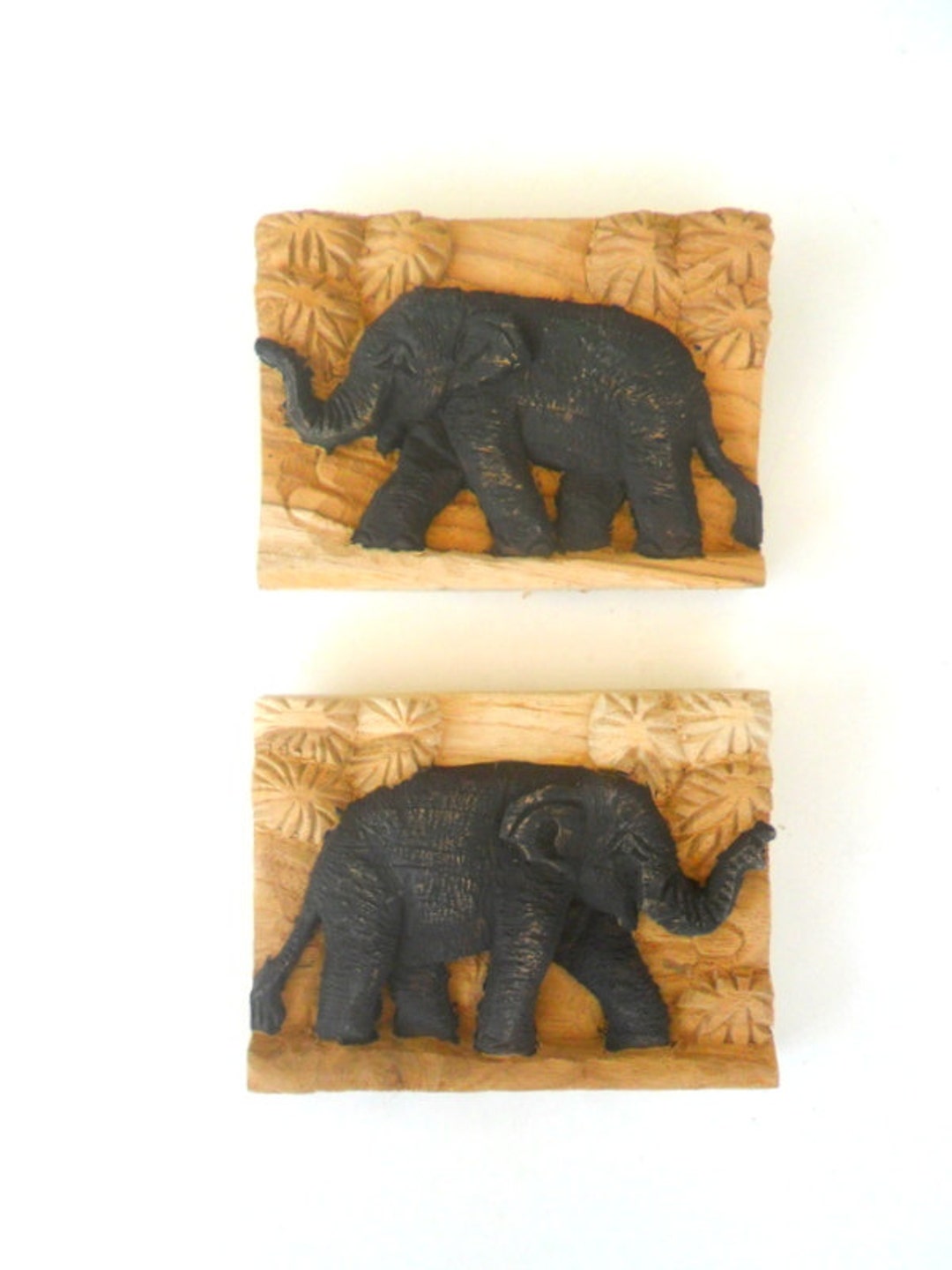 Two Wood Carving Elephants Natural Teak Wood Art Hand Carved Elephant ...