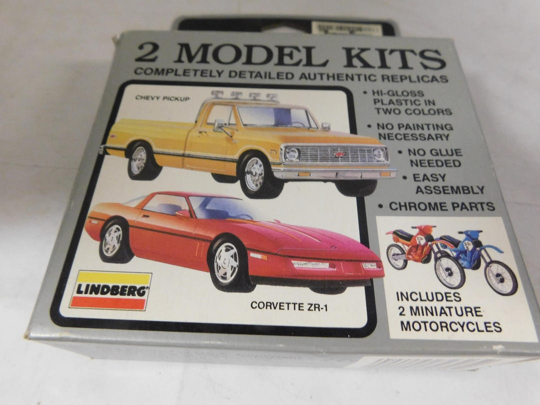 1990 USA Lindberg 2 Models With Bonus Miniature Motorcycles Corvette ZR ...