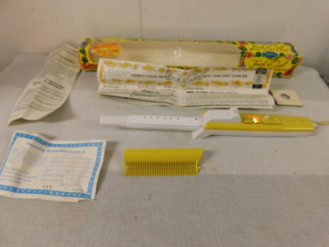 General Electric Touch N Curl Iron Complete 1970s Retro in Original Box ...