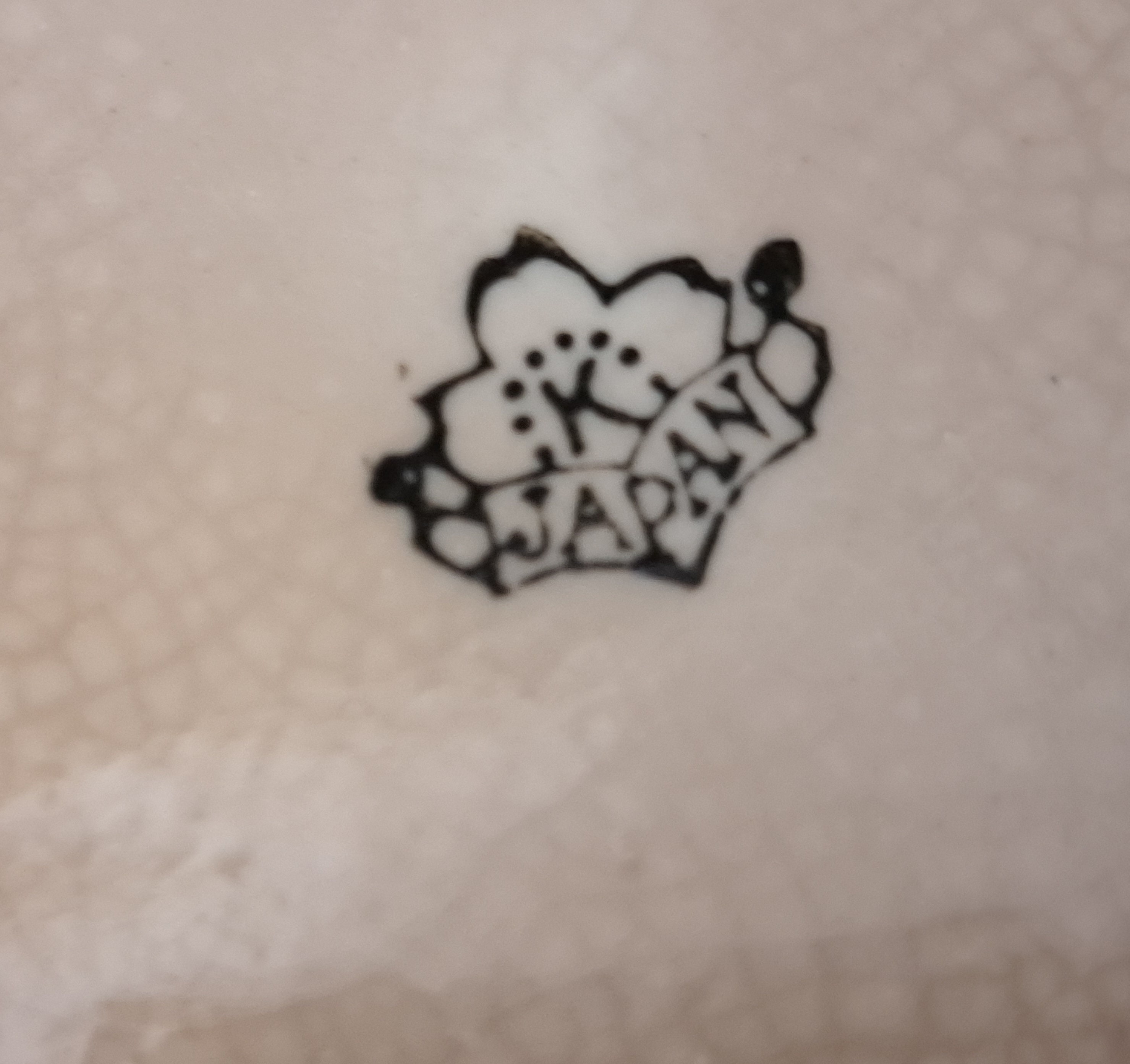 RARE K JAPAN Flower Mark 4-piece Cross Stitch Design Yellow Ware ...